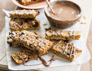 Basic Flapjacks - Kids Lunch Box Alternative | IGA Recipes