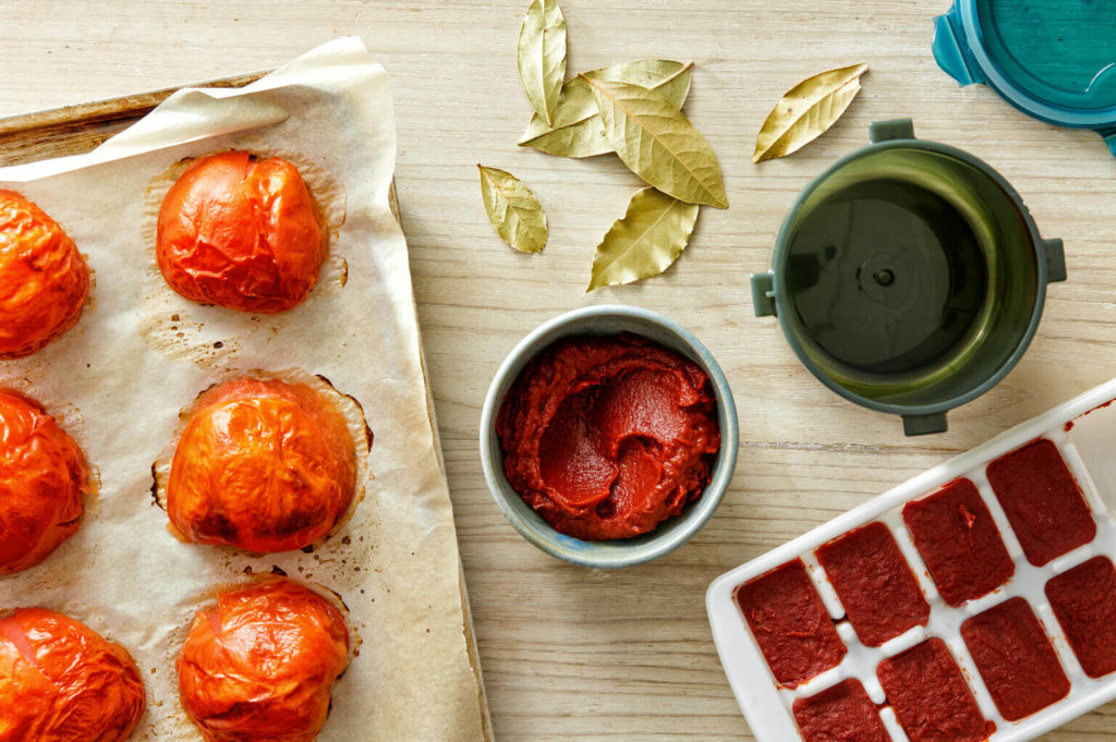 Homemade tomato paste | IGA Recipes