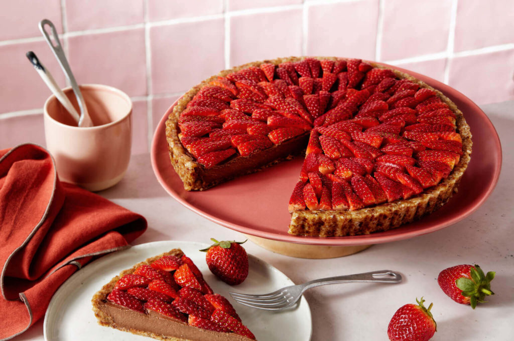 Avocado and strawberry chocolate tart | IGA Recipes